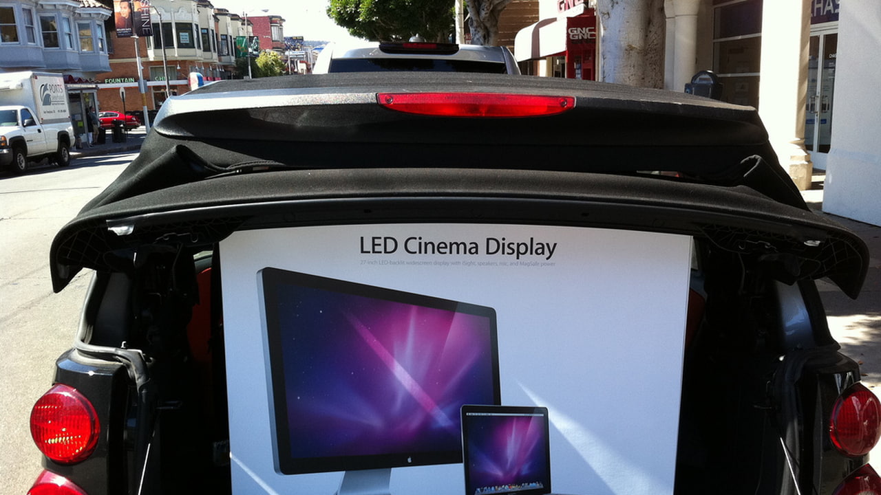 Apple 27-inch LED Cinema Display Arrives [Photos] - iClarified