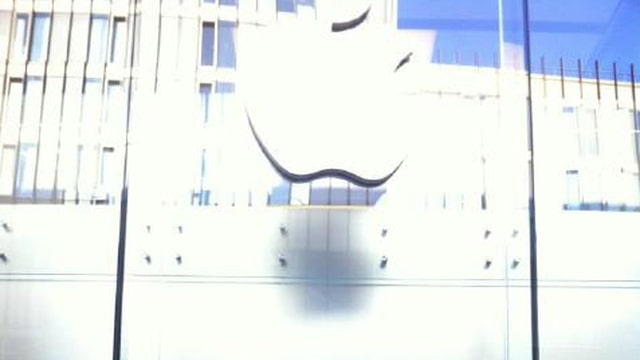 U.K. Apple Stores Remove Inventory as a Precaution Against Riots ...