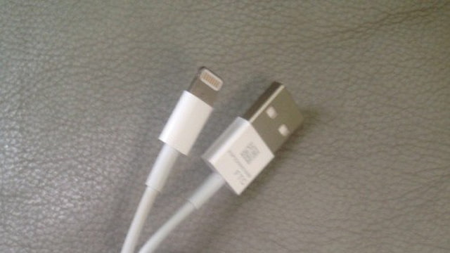 Alleged 'iPhone 5' USB to Mini Dock Connector Cable Surfaces Online ...
