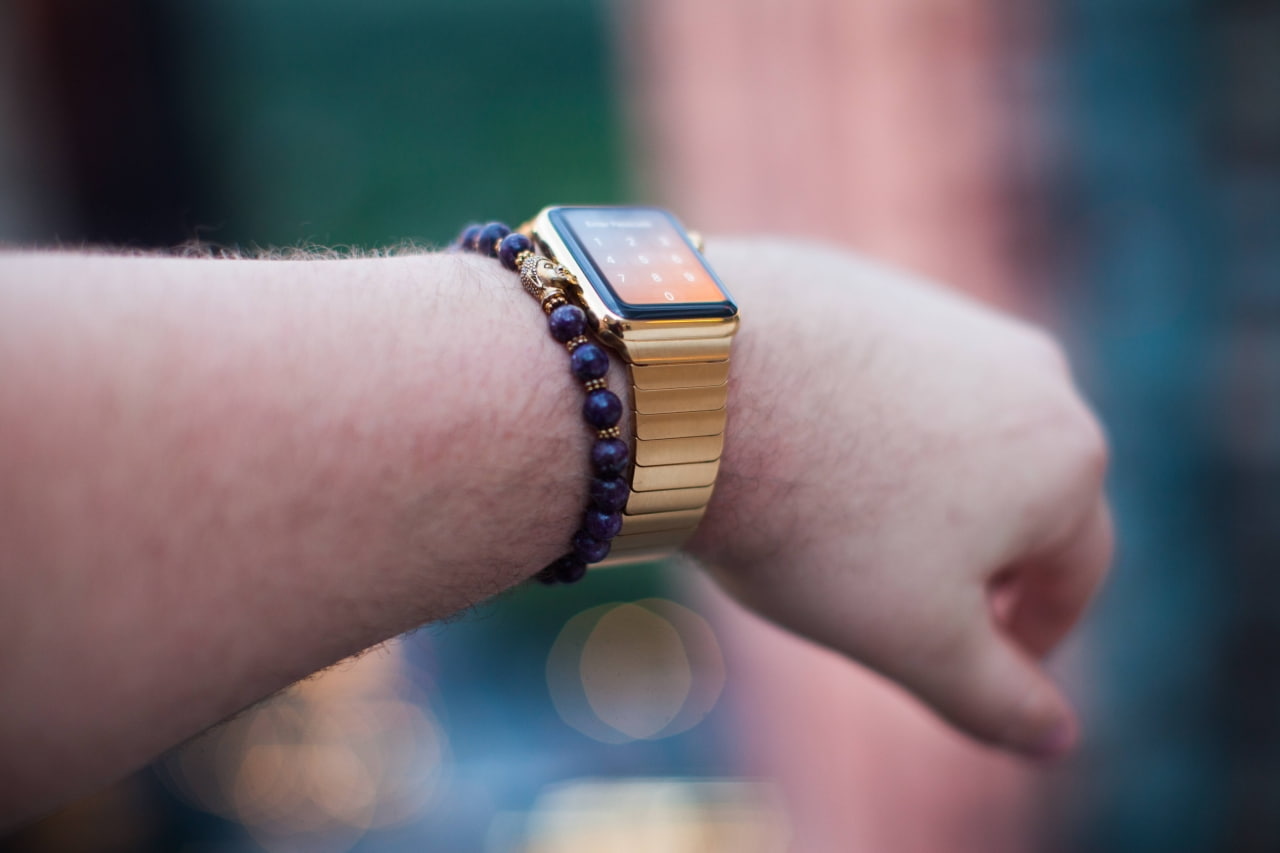 18K Gold Plated Apple Watch and Link Bracelet [Photos] - iClarified