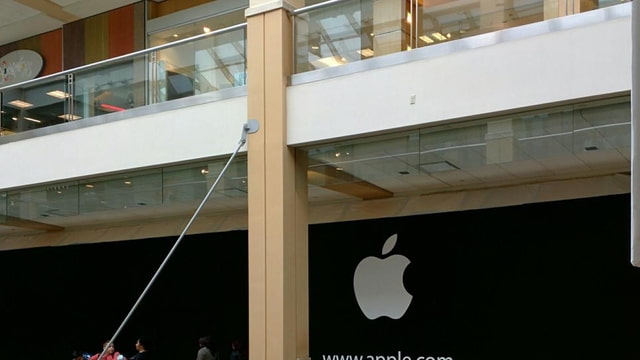First Apple Store in Queens, New York to Open on Saturday - iClarified