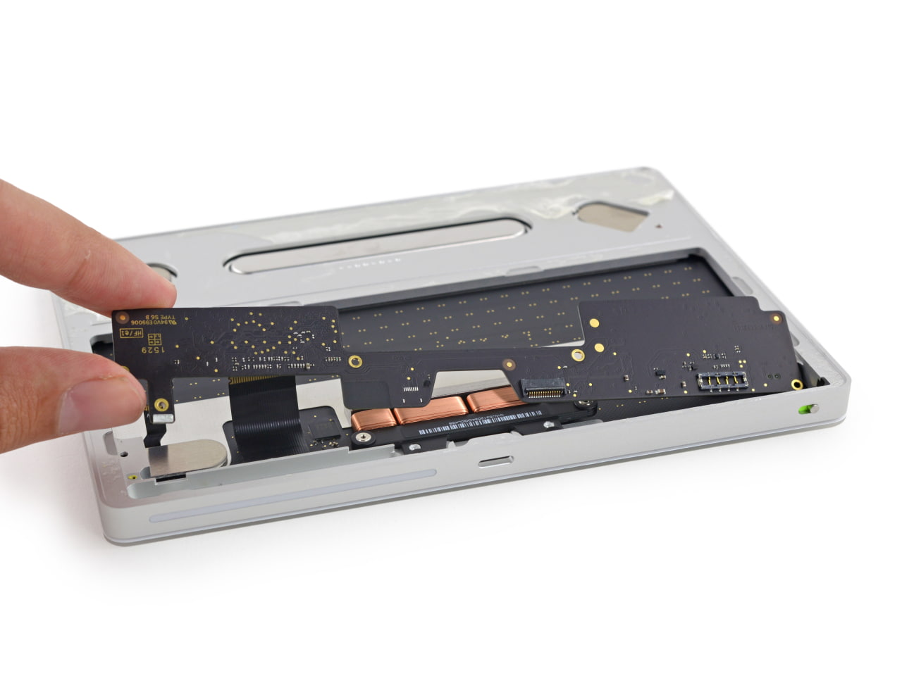 iFixit Posts Teardowns of the New Magic Keyboard, Magic Mouse 2, Magic ...