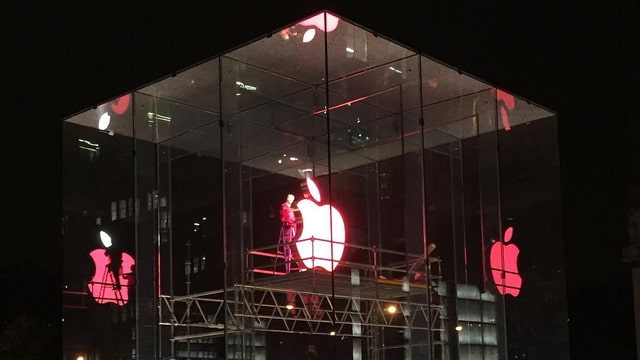 Apple Store Logos Light Up Red in Support of World AIDS Day 2015 ...