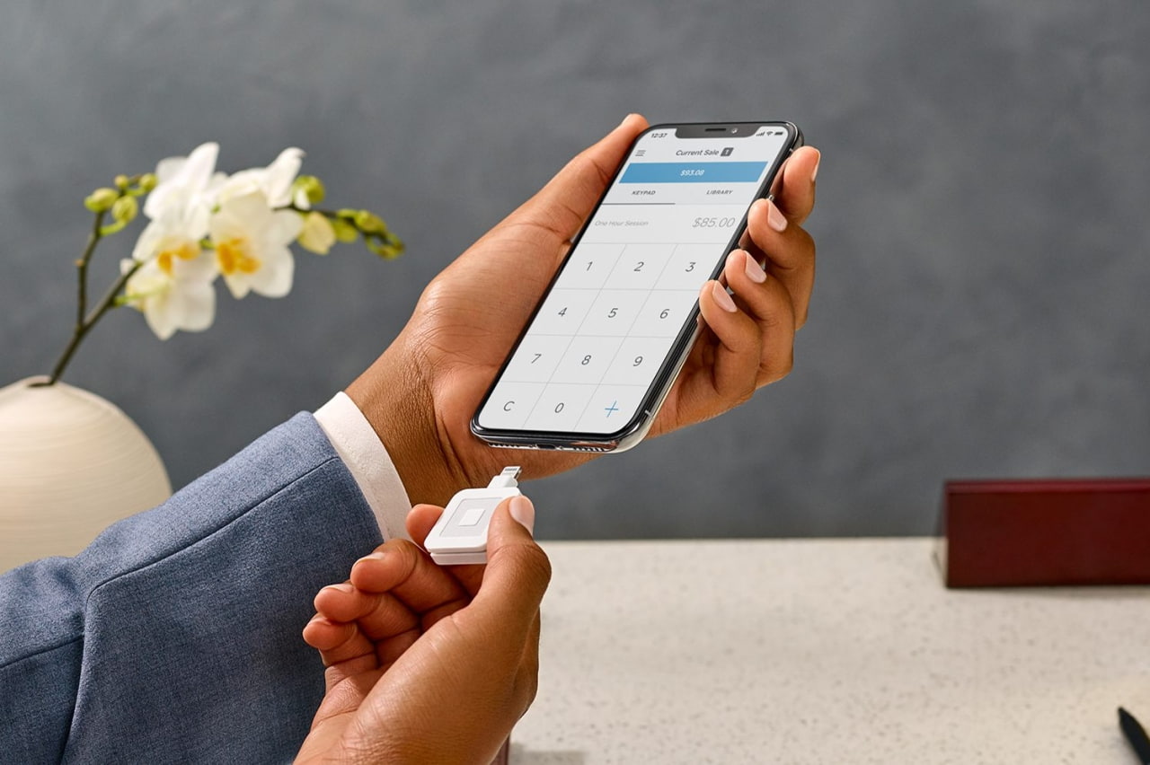 Square Announces New Square Reader With Lightning Connector - iClarified