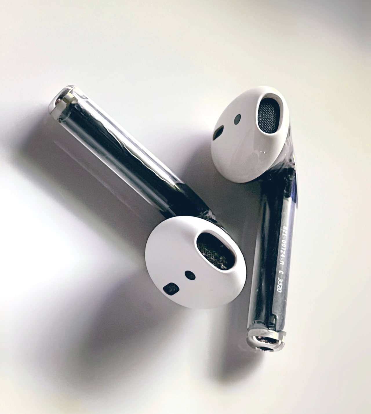Check Out These Translucent Prototype AirPods [Photos] - iClarified