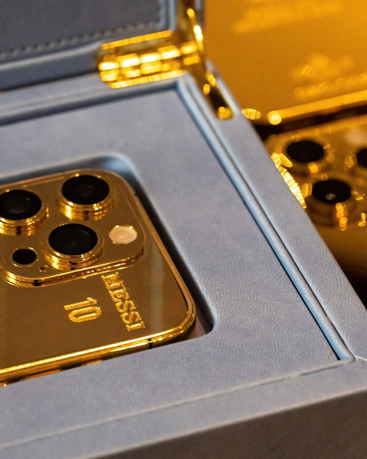 Lionel Messi Gifts 35 Gold iPhones to World Cup Winning Team Worth ...
