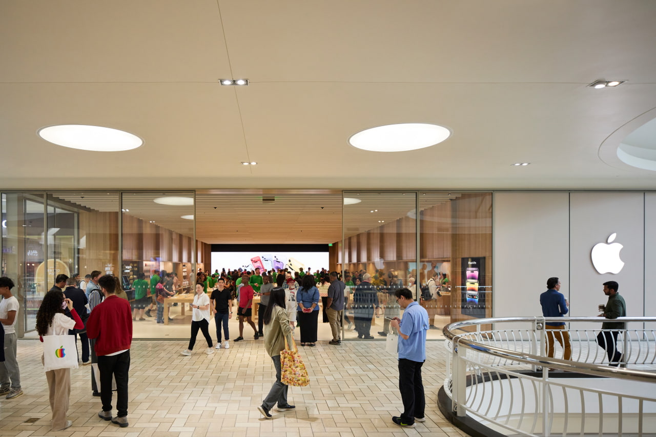 Apple Reimagines Its First Ever Retail Store [Images] - iClarified
