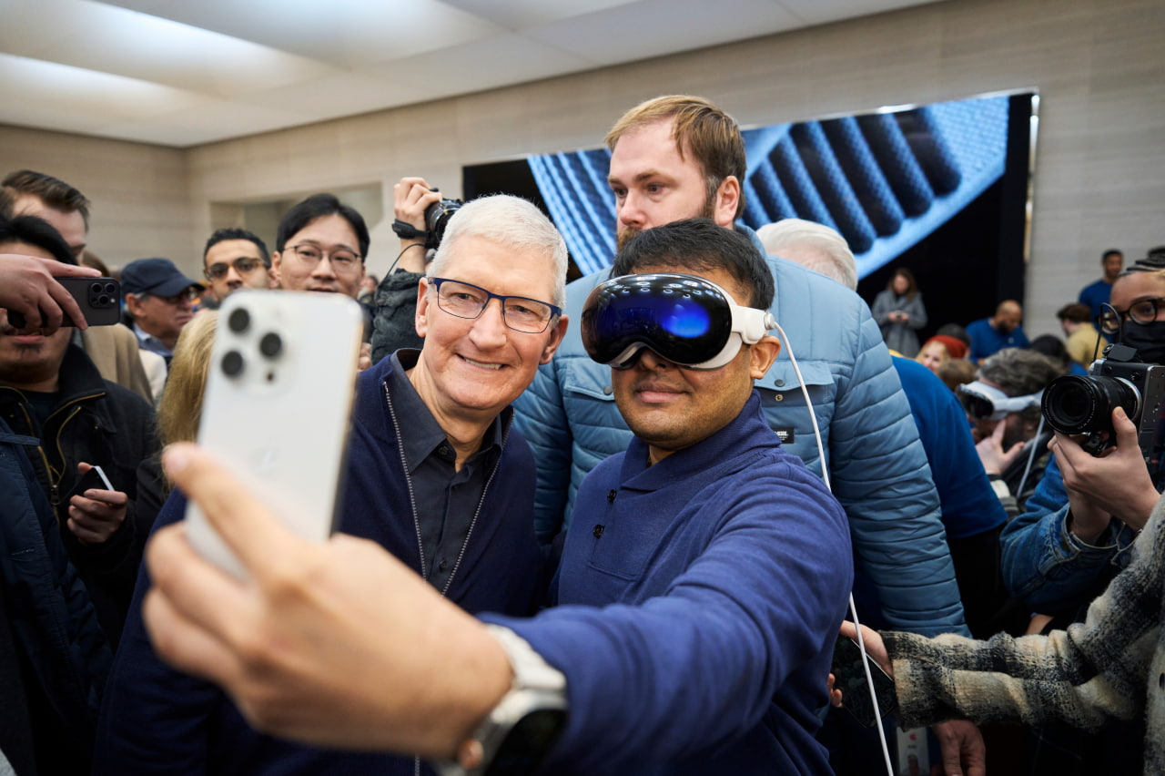 Apple Shares Photos and Video From Vision Pro Release Day - iClarified