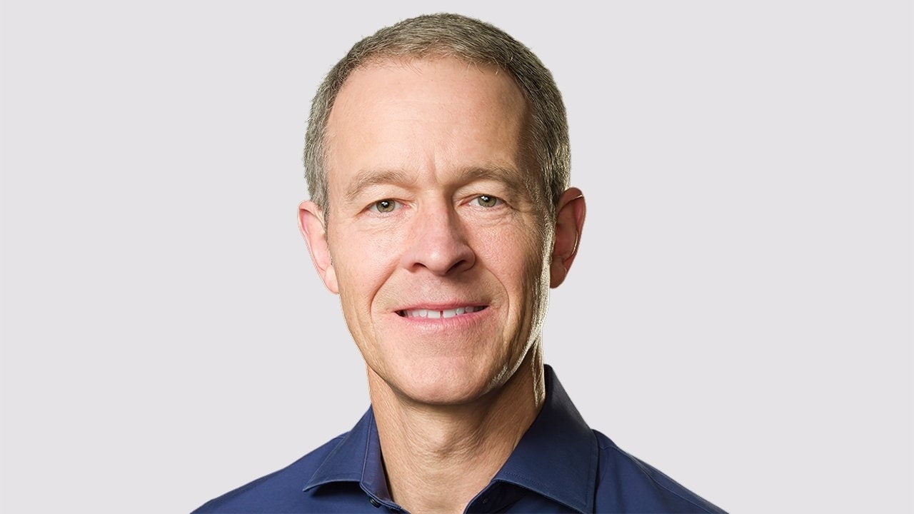 Apple COO Jeff Williams Visits TSMC to Secure 2nm Chip Capacity [Report ...