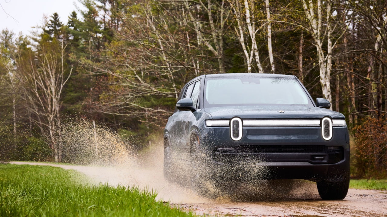 Rivian Unveils Second Generation R1S SUV and R1T Pickup With Apple Car ...