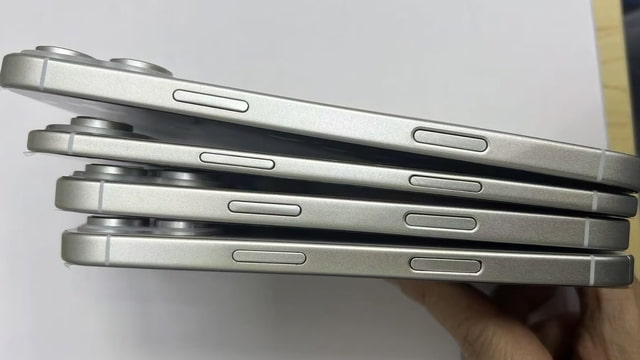 Dummy Models Showcase 'Unbelievably' Thin iPhone 17 Air Design [Images ...