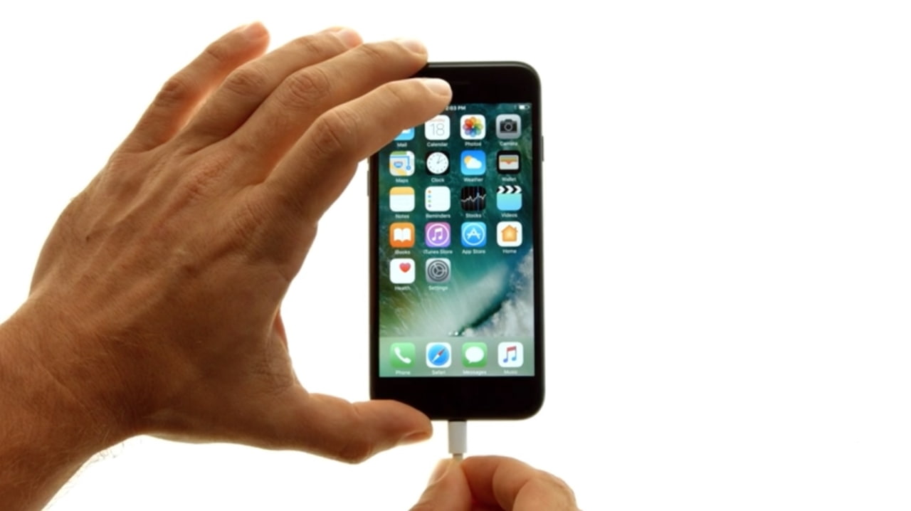 How to Put Your iPhone 7 and iPhone 7 Plus Into DFU Mode [Video ...